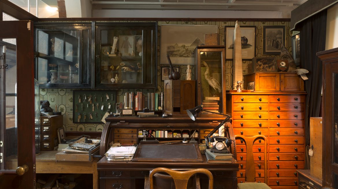 Welch Visiting Artist & Scholar Series: Mark Dion - Art Papers